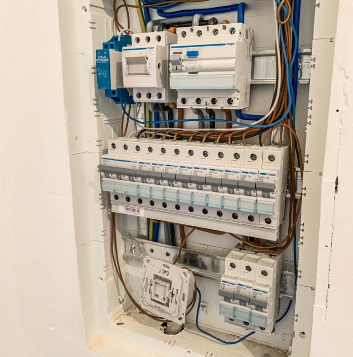 Homematic IP - Stromstoßschaltung, Stromstoßrelais - Treppenhauslicht ...
